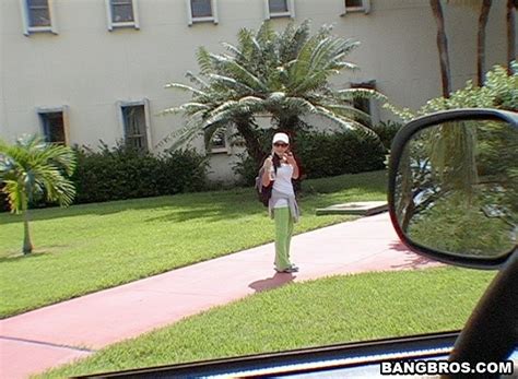 Another Goofy Ho Rides The Bus And Sucks Of A Wrinkled Ball Dude Porn