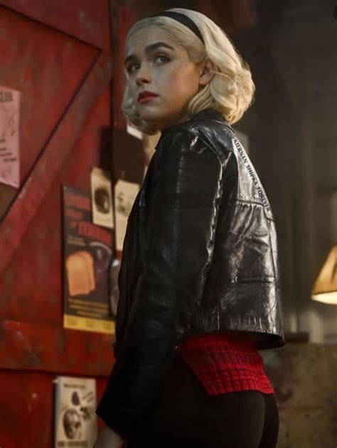 Kiernan Shipka Tight Booty R Kiernanshipkaleggyass