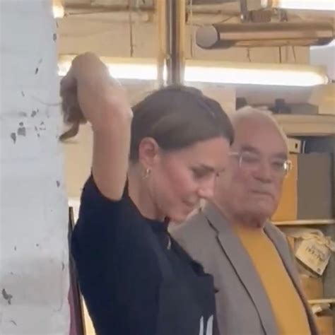 Leila Lowfire Sie Liebt Ihre Kleinen Brüste Nach Der Stillzeit Galade