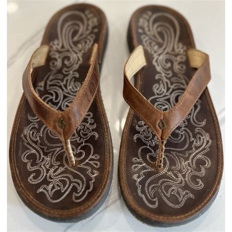 Olukai Paniolo Brown Stitched Leather Flip Flops Womens Size 11