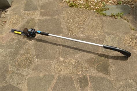 Product Review Gtech Ht05 Plus Cordless Hedge Trimmer