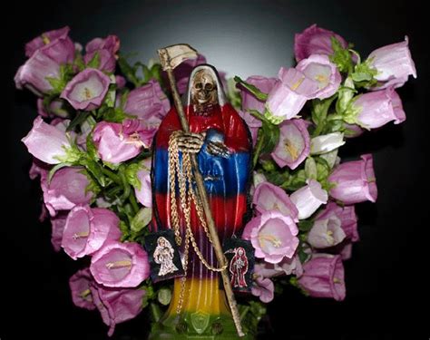 La Santa Muerte De Los Siete Poderes La Santísima Muerte Tatuajes De