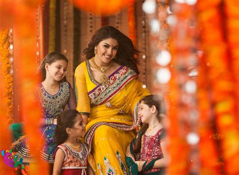 Richa Gangopadhyay Latest Photoshoot Photos In Saree Movie Photos Gallery