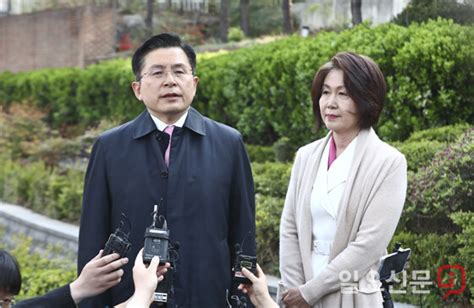 투표 마친 황교안 일요신문