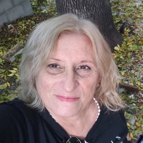 Alicia Ba Sbarbati • Threads Say More