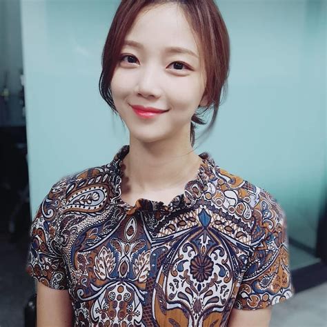 영화 상류사회 배우 김규선 일상 Celebrities Female Blouse Tops Women Target Celebrity Fashion Moda