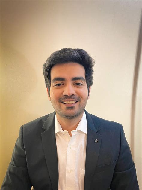 Avinash Tripathi Medium