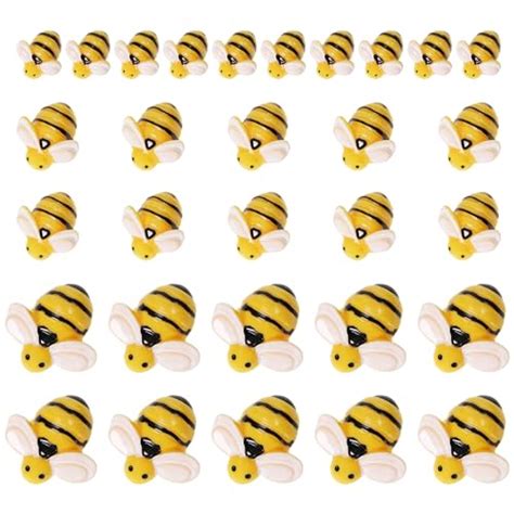 13 Spiritual Meanings Of A Swarm Of Bees Revealed