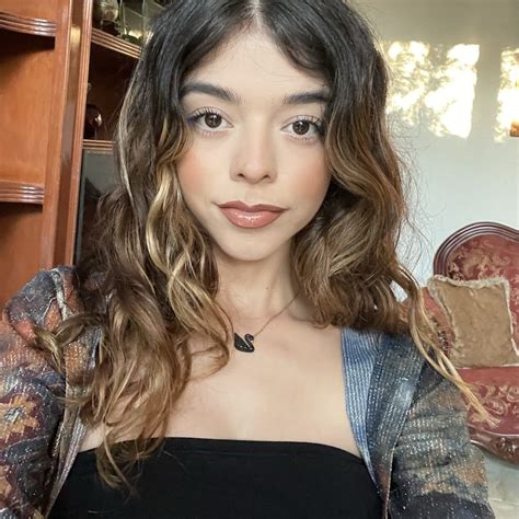 Iliana Serrano Youtube