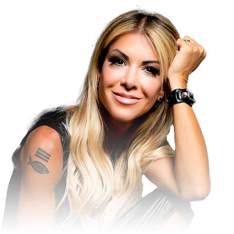 Alexandra Abrantes Listen On Youtube Spotify Linktree