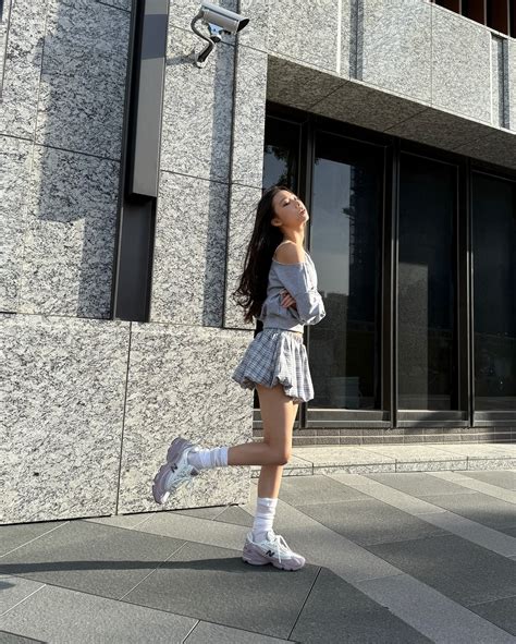 郁欣ivy 我畢業了🎓 感謝校長這三年來所有帶過我的老師 還有我最愛的朋友們🥺 三年真的很快 但我永遠不會忘記這段有你們的時光 祝大家畢業快樂~ 一起朝著下個目標前進 20246