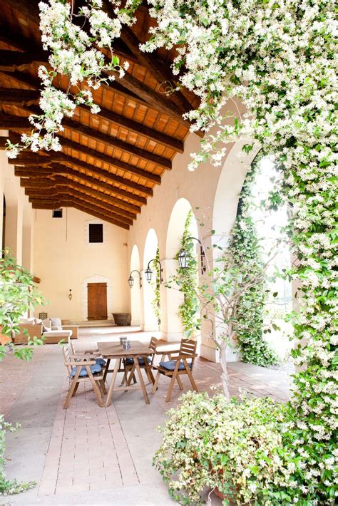 31 Of The Best Dreamiest Outdoor Living Spaces Of All Time Balkon Ideen Wohnung Villa