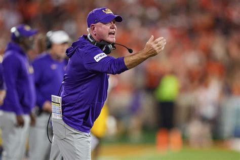 Brian Kelly Weighs In On Controversial Lsu Clemson Call Lsu