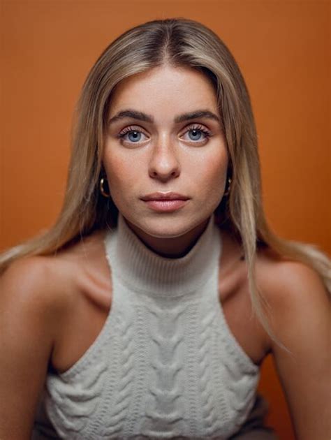 Kim Julie Matheis Schauspielerin Mai And Juli Schauspielagentur Crew United