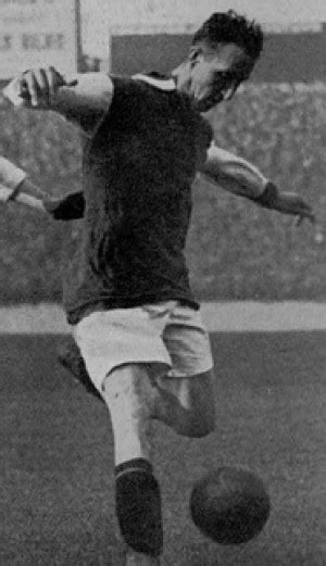 Stan Earle Facts Bio Career Net Worth Aidwiki