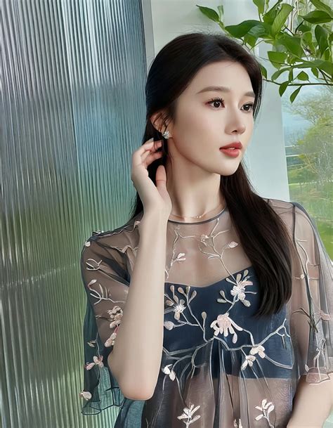 的小阿姨今天还入得了你的眼不