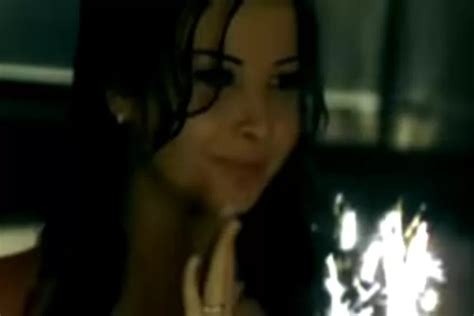 Sering Dikira Sholawat Di Indonesia Ternyata Ini Makna Dan Lirik Lagu Enta Eih Milik Nancy