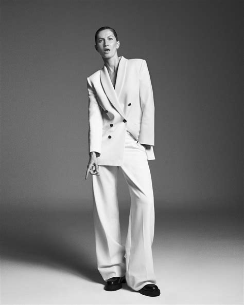 Frame s Spring 2024 Campaign with Gisele Bündchen