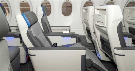 Breeze Airways Debuts A220 Aircraft With First Class Seat
