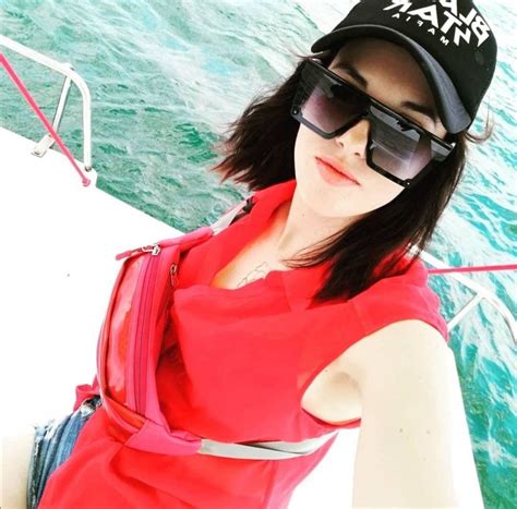 Silver Queen Skype Aporntv Life Girl Profile And Live Cam Show Aporntv Life