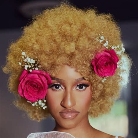 Empress Empress Model • Threads Say More