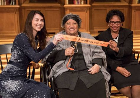 Mackenzie Scott Wants To Give Away 250 Million And The Billionaire Has Asked For Small Non