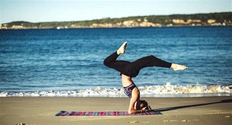 Free Photo Yoga To Improve Reproductive Sexual Health