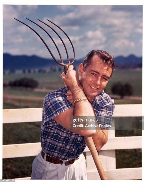 Alan Ladd Circa 1945 News Photo Getty Images