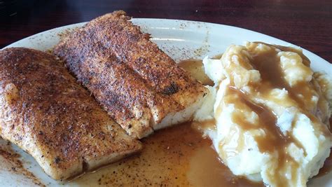 Diverse Menu Sets Steves Famous Diner Apart