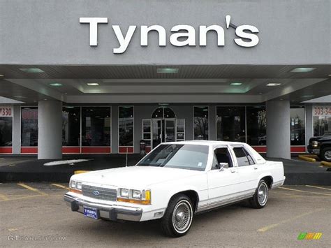 1989 White Ford Ltd Crown Victoria Sedan 27666000 Photo 4 Gtcarlot