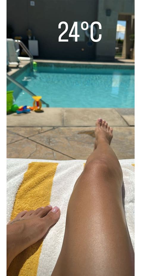 Adeline R Feetromania