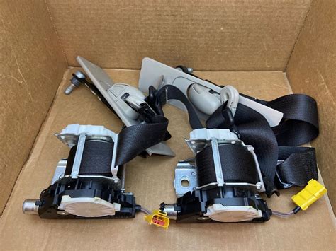 2011 2020 Chrysler Grand Caravan Town Country Front Seat Belt Seatbelt