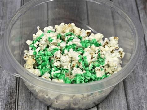 Hocus Pocus Inspired Candy Corn Recipe Popcorn Recipes Halloween