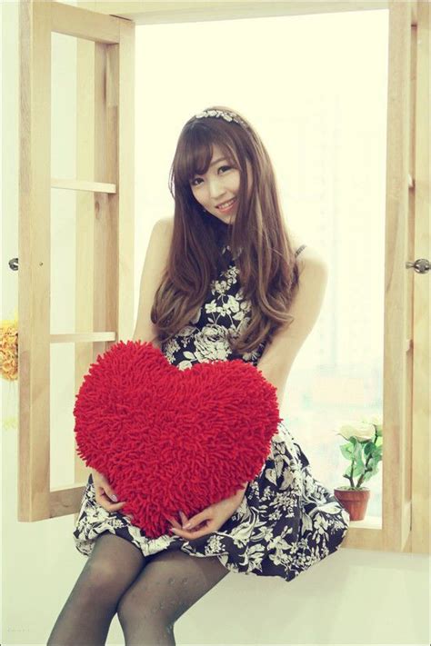Lee Eun Hye Scrolller