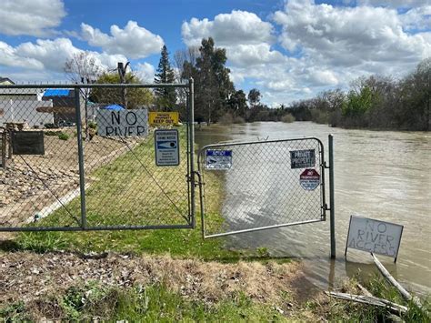 As San Joaquin River Flows Increase Flood Conditions Near Fresno Are