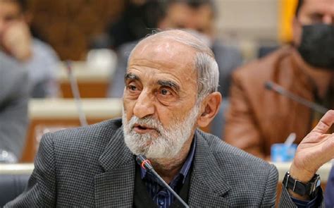 حمایت حسین شریعتمداری از اخراج اساتید دانشگاه و تدریس امیرحسین ثابتی در دانشگاه شریف رویداد24