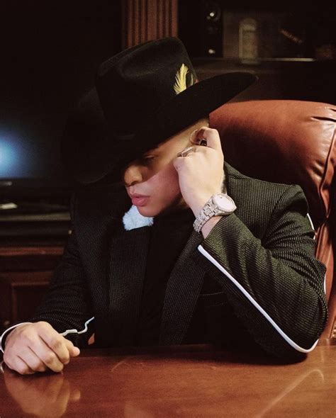 Pin By Shannon On Group Firmehispanic Musica Edwin Caz Singer