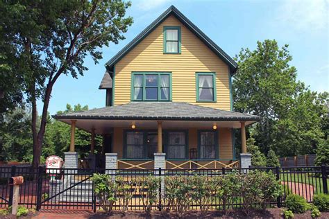 A Christmas Story Home In Cleveland Is For Sale