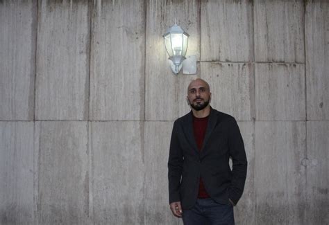 رضا جباری در واکنش به صحبت های صادقی امان از بیسوادی طرفداری