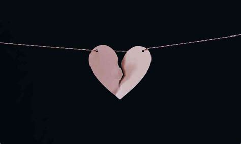 Jangan Bercerai Karena Desakan Orangtua Halaman 1