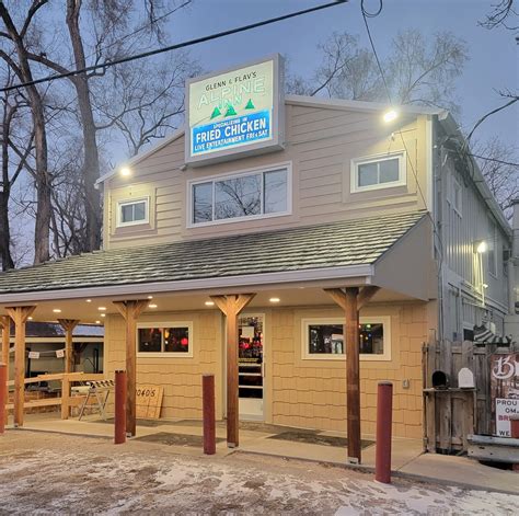 Alpine Inn Home Of The Wildlife Omaha Ne