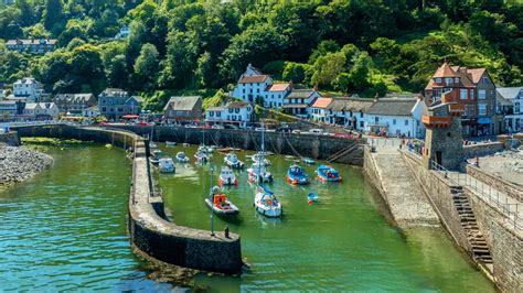 Shopping In Lynmouth Independent Shops Cafés And Pubs