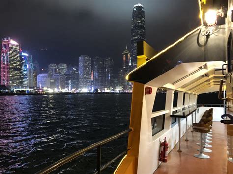 Victoria Harbor Cruise｜includes 75 Minutes Of Free All You Can Drink On