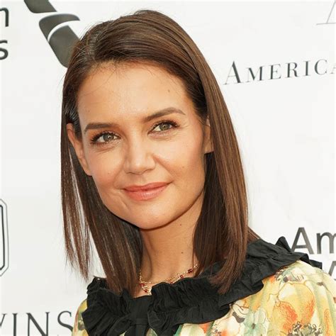 Katie Holmes Goes Bold With Red Hot Look At Nyfw Hello