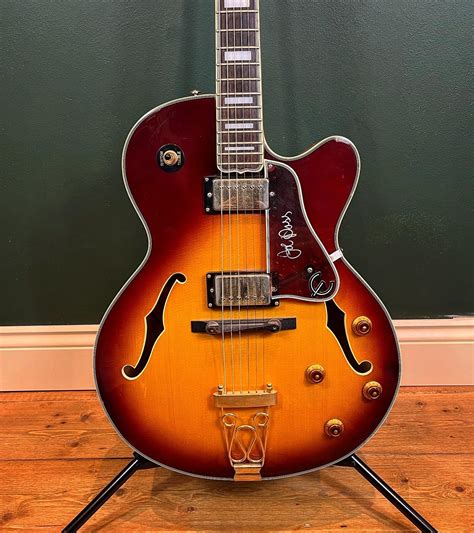 1999 Epiphone Emperor Joe Pass Signature Model — Wye Fret