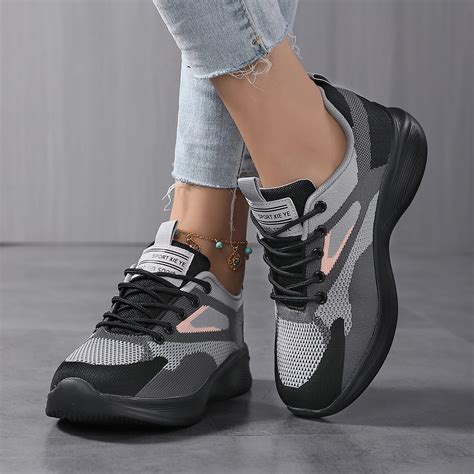 2024 Fashion Sneakers Women Running Shoes Designer Lightweight