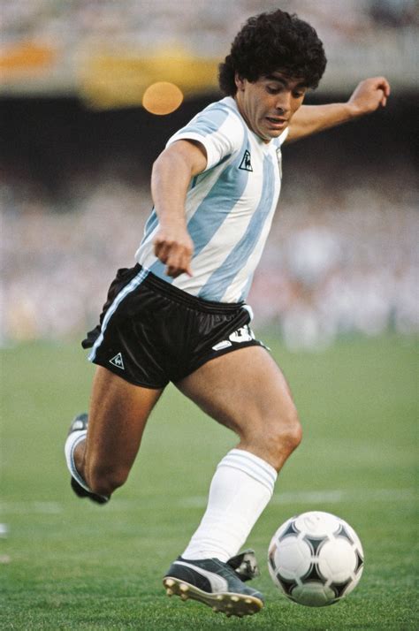 Diego Maradona Soccer Legend From Argentina Dies At 60 East Bay Times