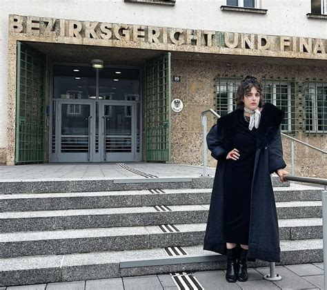 Prozess Gegen Anna Werner Friedmann Tv Star Soll Kollegen In Po Gebissen Haben Unterhaltung