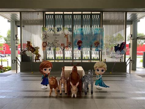 Frozen Standee Elsa And Anna Hobbies And Toys Stationery And Craft Occasions And Party Supplies On