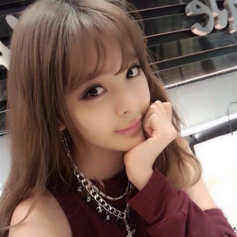 谢梦图册360百科